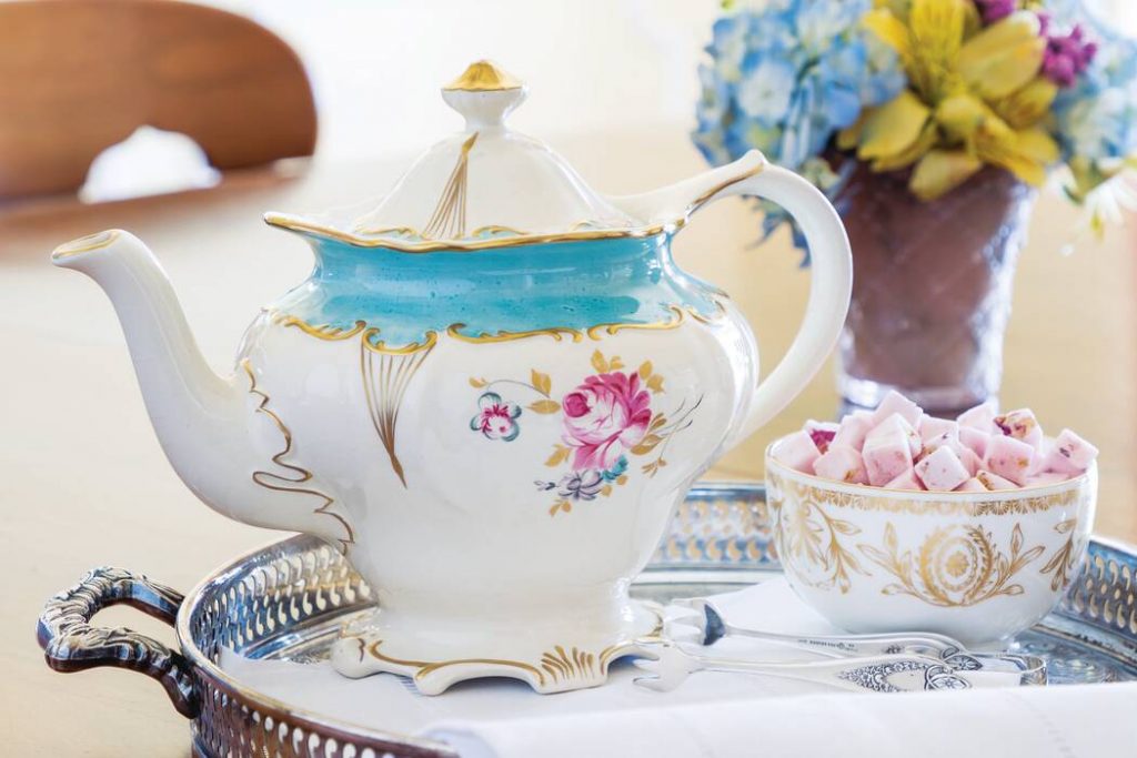 5 Pretty Floral Teapots for Spring | TeaTime Magazine | Page 3